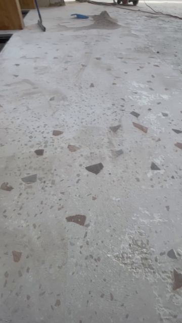 Ресторан Аркадия Новикова / полы и столешницы терраццо с цветной брекчией от Домаск™