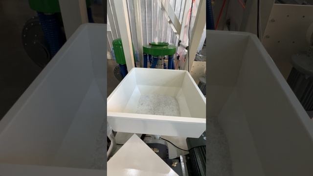 Мини экструдер для производства пленки SDM-45-400 (видео #4 с тестового запуска)