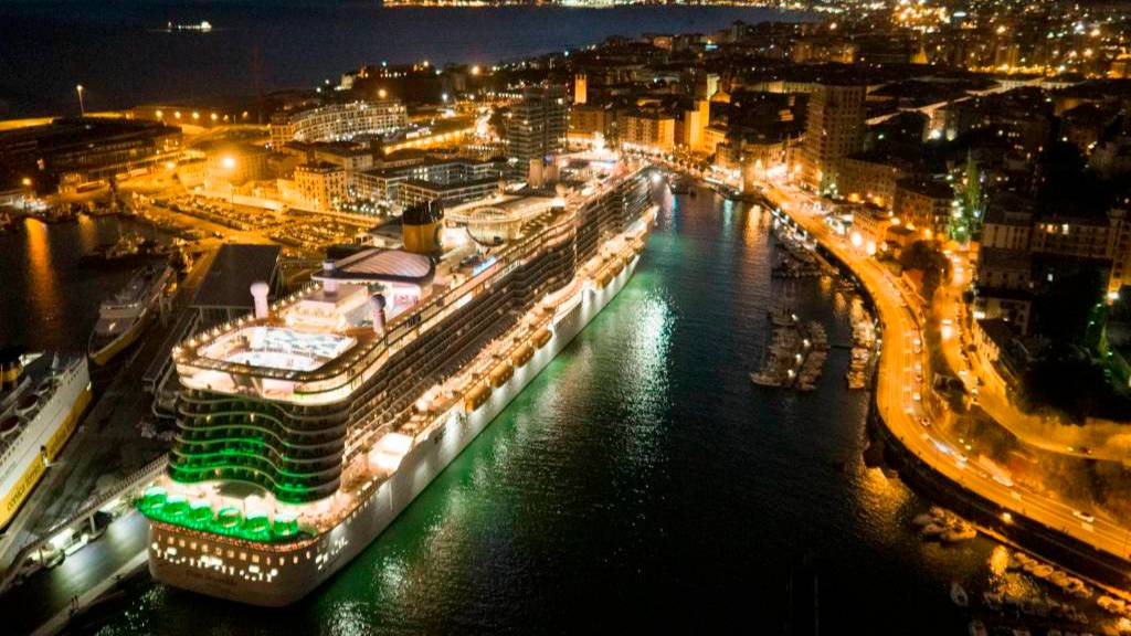 ЛаВояж. Развлечения на Costa Cruises. Бронирование морских круизов на 2025 - 2026. Скидки до 50%.