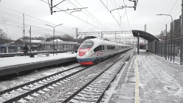 Электропоезд ЭВС1-05 "Сапсан" (ТЧ-10) высокоскоростной поезд №770А Москва - Санкт-Петербург.