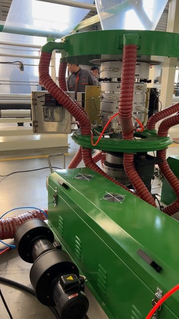 Экструдер для производства пленки SD-55-65-1200 (видео №2 с тестового запуска)