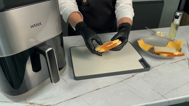 КЛАССИЧЕСКИЕ БУТЕРБРОДЫ С ЖАРЕНЫМ СЫРОМ | Рецепты для аэрогриля