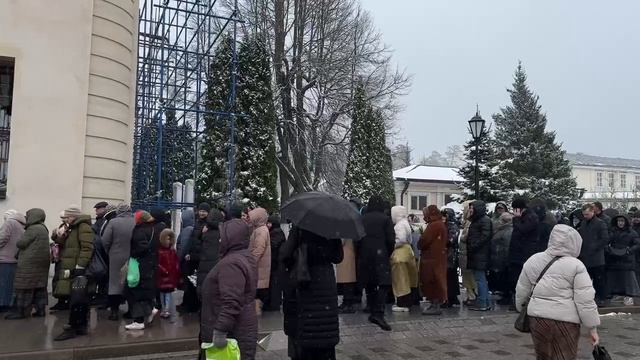 Очередь к старцу