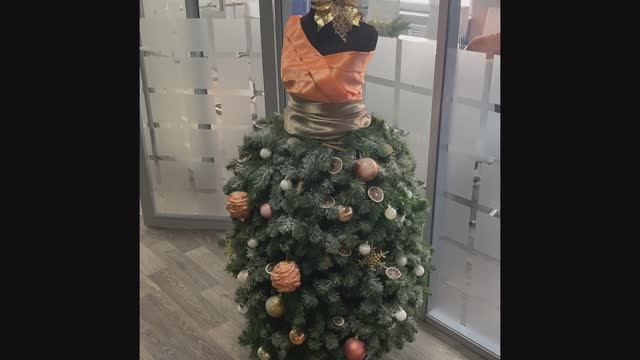 Новогоднее оформление  офиса