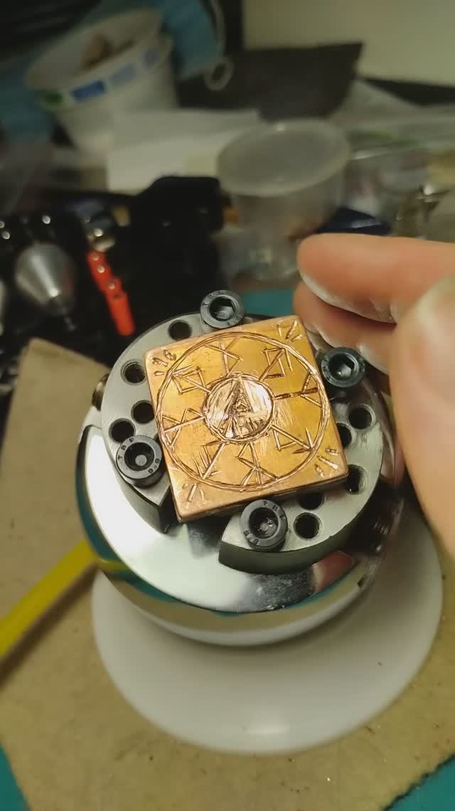 Первые шаги в гравировке пневмоштихелем.