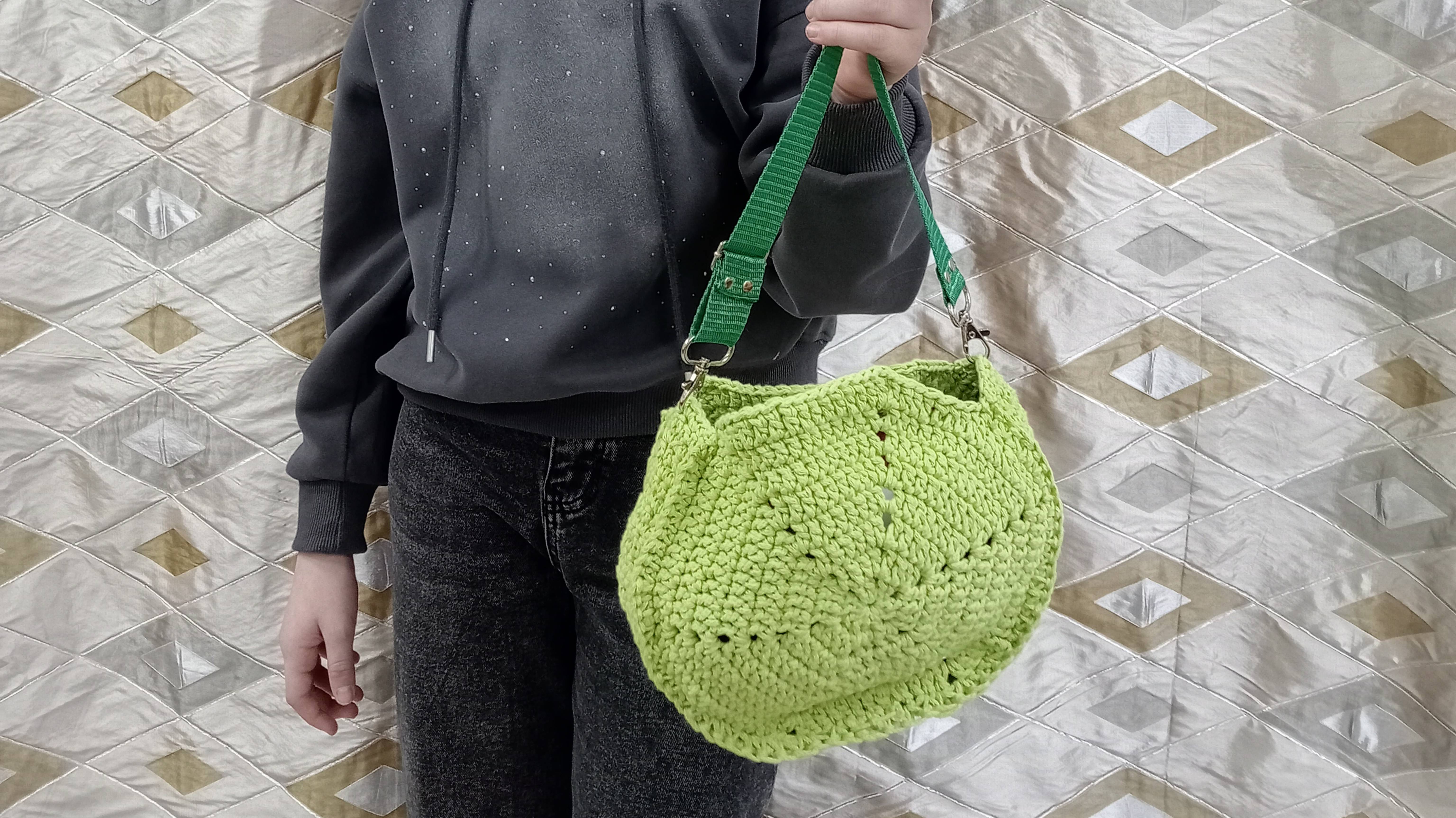 Готовимся к лету - вяжем сумки!