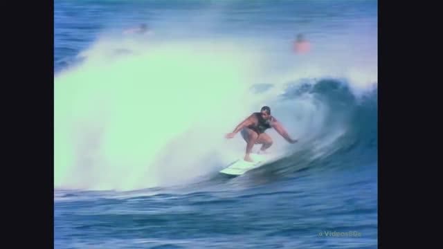 Bob Marley - Waiting In Vain (Official Music Video) Remastered