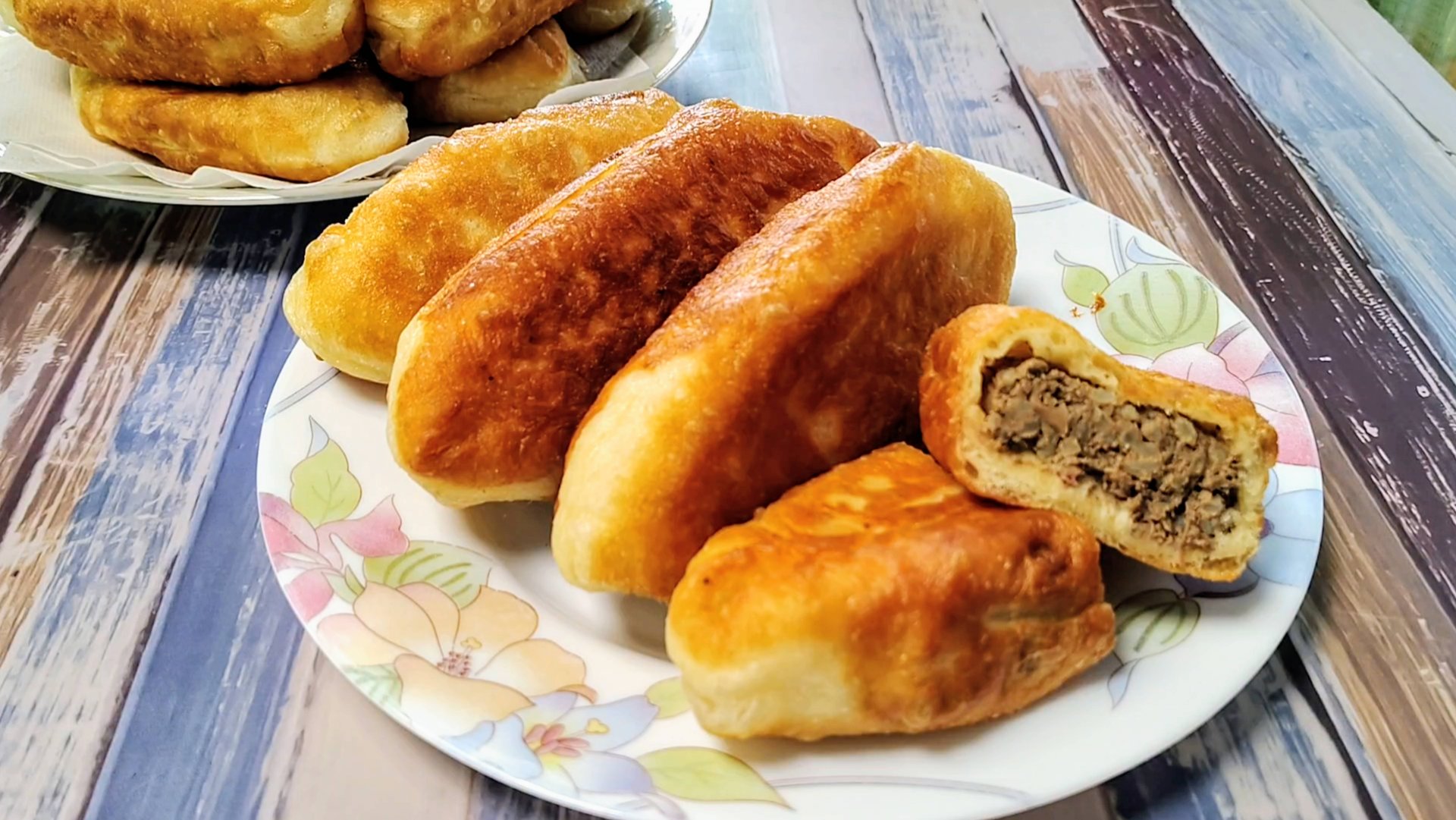 Хрустящие жареные пирожки!  Идеальное дрожжевое тесто для пирожков.