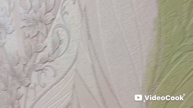 Какую краску выбрать для покраски обоев. Нам понравилась эта.