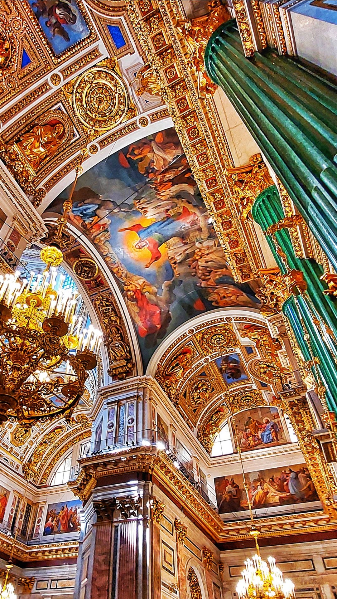 Исаакиевский собор -его надо увидеть своими глазами хотя бы раз в жизни ♥️ 
#собор #петербург