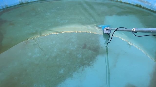 Насос (пылесос) для чистки бассейна