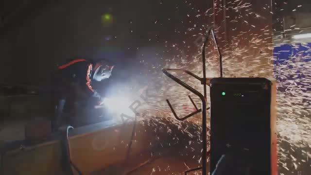 Источник питания для взодушно-дуговой строжки Kemppi X3G FastGouge 800 Коротко