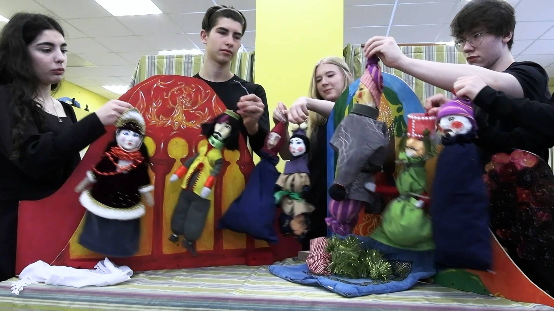 "Ашик-Кериб" кукольный спектакль по сказке М.Ю.Лермонтова.