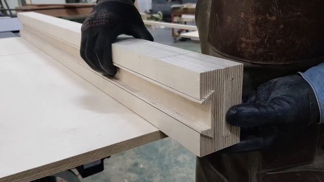 Изготовление расширителя для торцовочной каретки на круглопильный станок