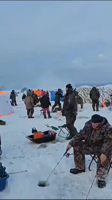 #рыбалка на Сахалине # новые русские на рыбалке # вертолетом на рыбалку