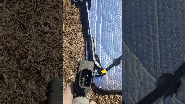 Polcar 3201PSG7: Распаковка стеклоподъемника Ford Focus I переднего левого без мотора