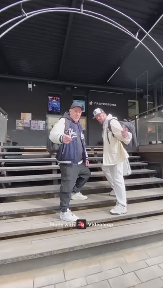 DJ 108 открывает программу Hip-Hop Info на Контейнер радио.