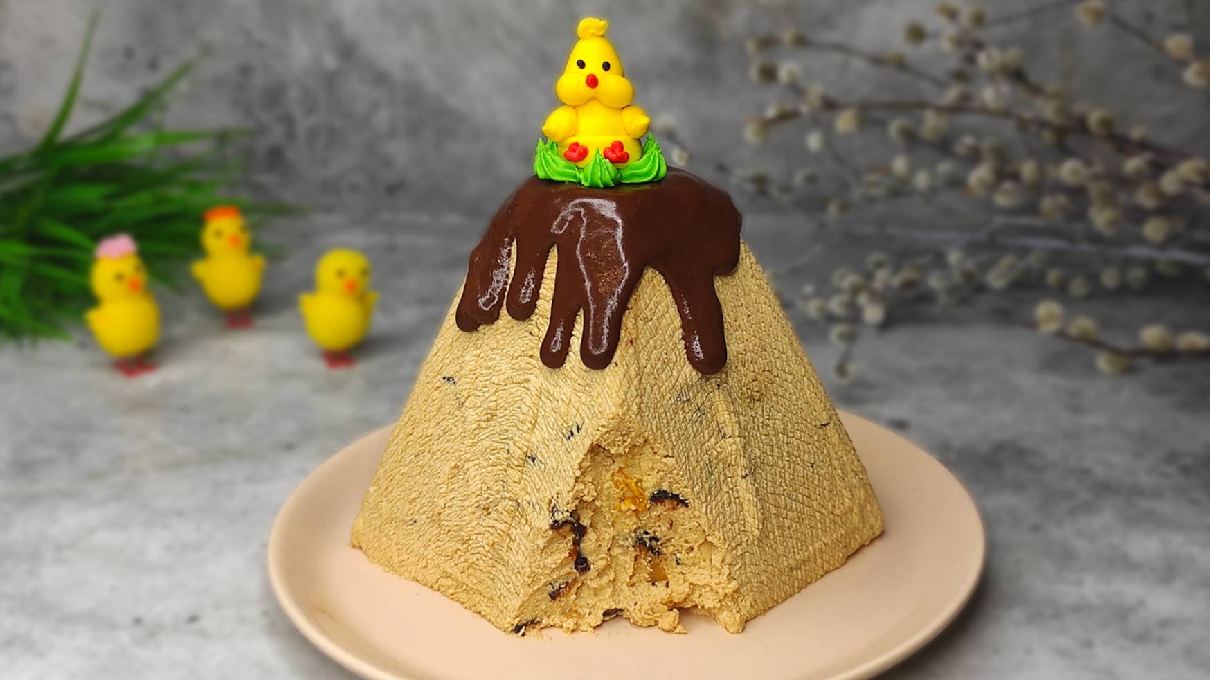 Невероятно вкусная КАРАМЕЛЬНАЯ ПАСХА. Нежная творожная ПАСХА с курагой и черносливом.