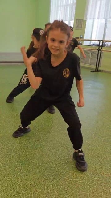 🔥 STREET DANCE – КРУТАЯ КОМБИНАЦИЯ ПО ДИАГОНАЛИ! Школа Ковалёва зажигает! |#GoldenTapDance