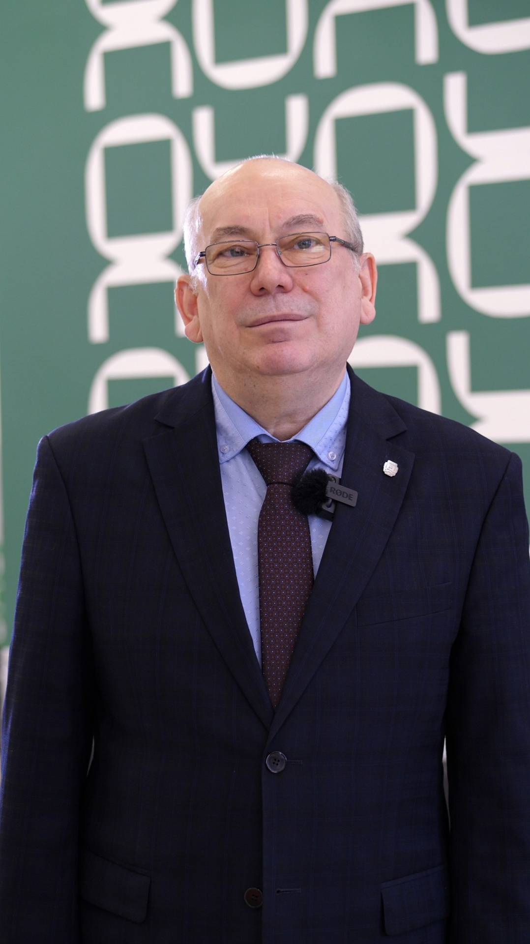 Три вопроса декану факультета экономики, сервиса и управления