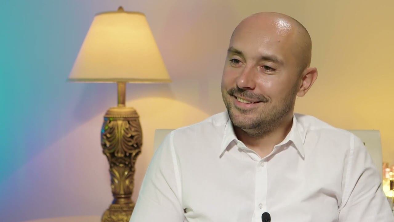 WHOISWHO DUBAI #3 - ПАРФЮМЕР ИЗ ДУБАЯ