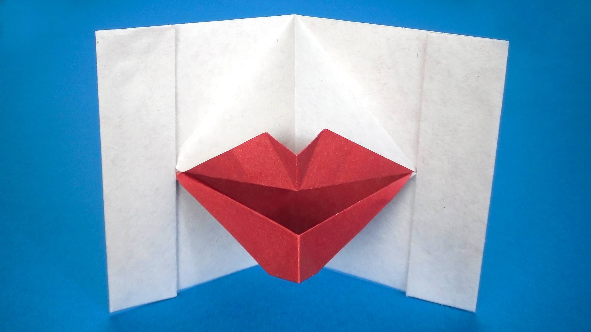 Как сделать Губы из бумаги без клея | Оригами Говорящие Губы своими руками