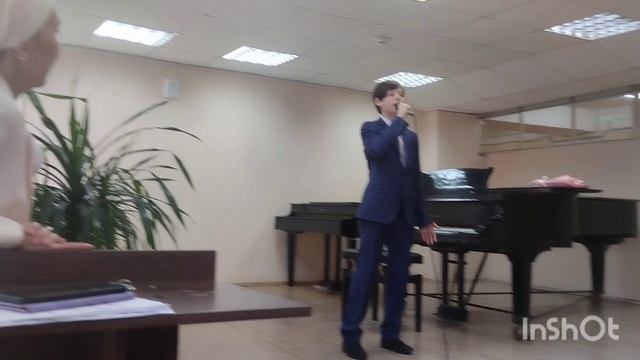 04.04.2025 Выступление Рамиля Замалдинова с песней "Мама" на концерте в ДШИ 8