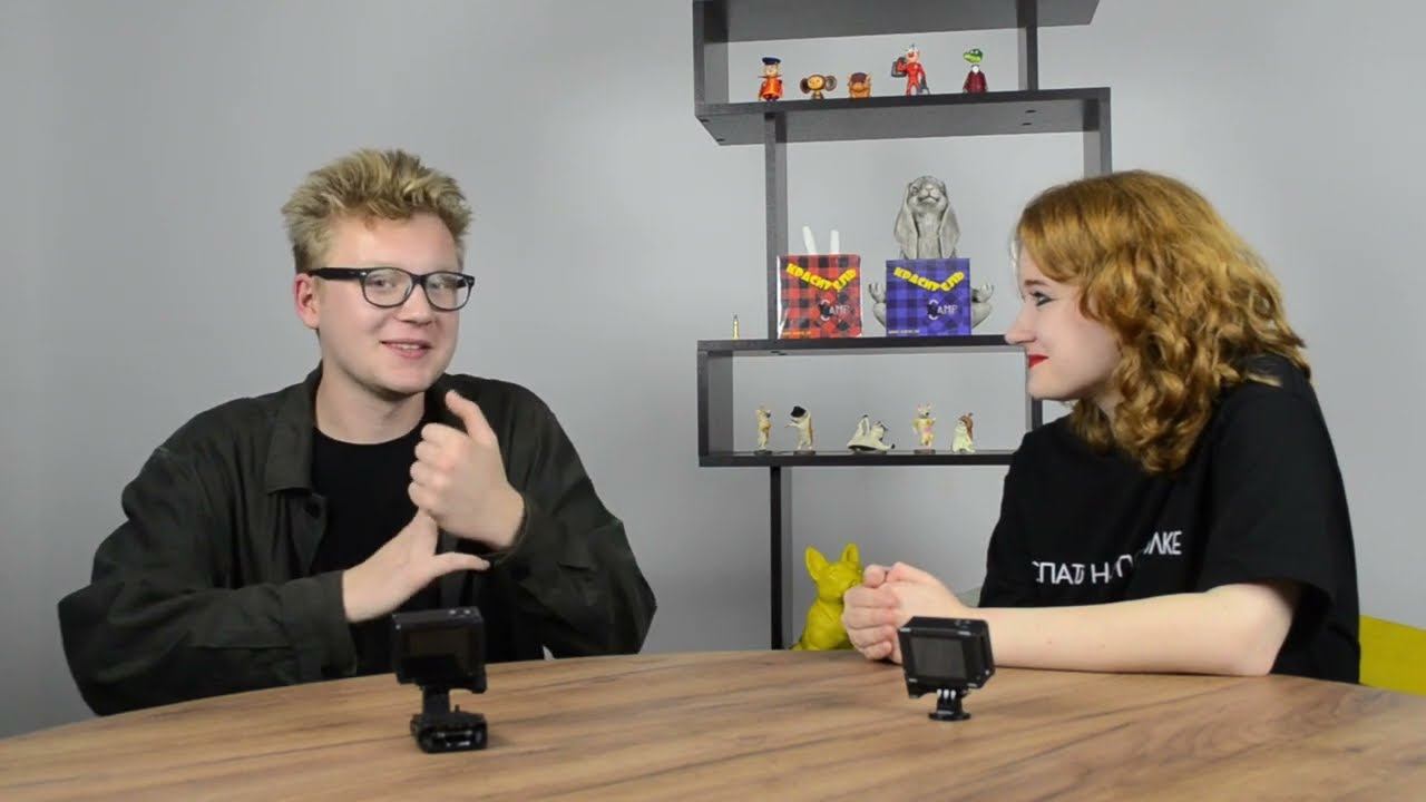 Интервью с солистом "Спать на потолке"  Романом Артамоновым