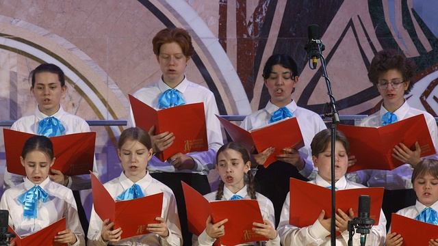 Лауреаты XIV Фестиваля хоров воскресных школ выступили на гала-концерте в Москве