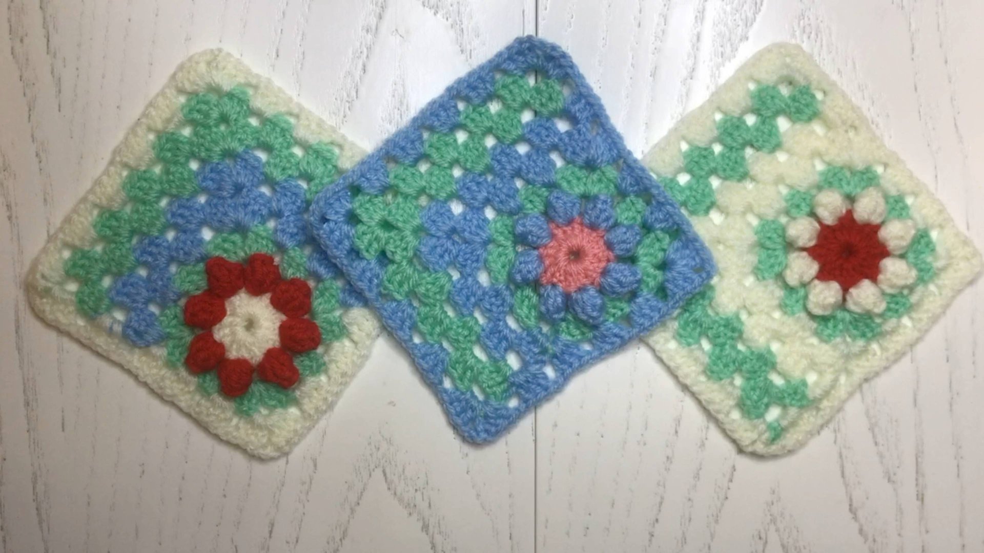 Цветочный уголок 🌸 | Красивый бабушкин квадрат с объемным цветком крючком | МК для начинающих