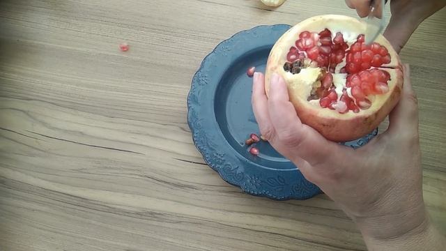 Как выглядят и какие на вкус знаменитые гранаты без косточки