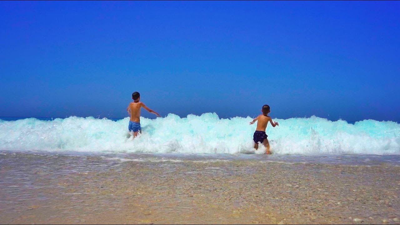 On The Beach / На греческом пляже