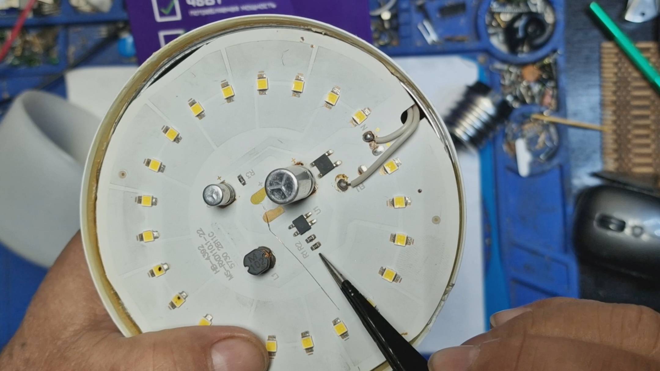 Почему перегорают светодиодные лампы .