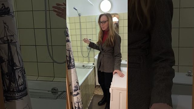 Потенциальный покупатель квартиры попросил тест-драйв ванны 🤣🤣🤣