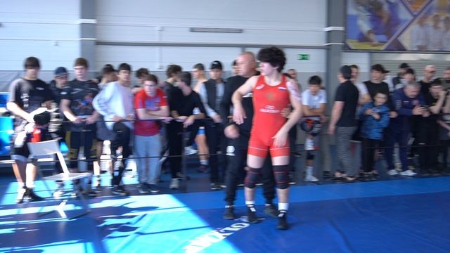 Финальная встреча веса 71 кг. Чантурия Муртази (Ейск)- Никитенко Николай (Анапа)