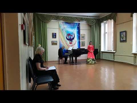 1. Де Ласерна Щеглёнок (Jilguerito) 2. Ю. Милютин Песня Ксении. Поёт Алина Дарбинян.