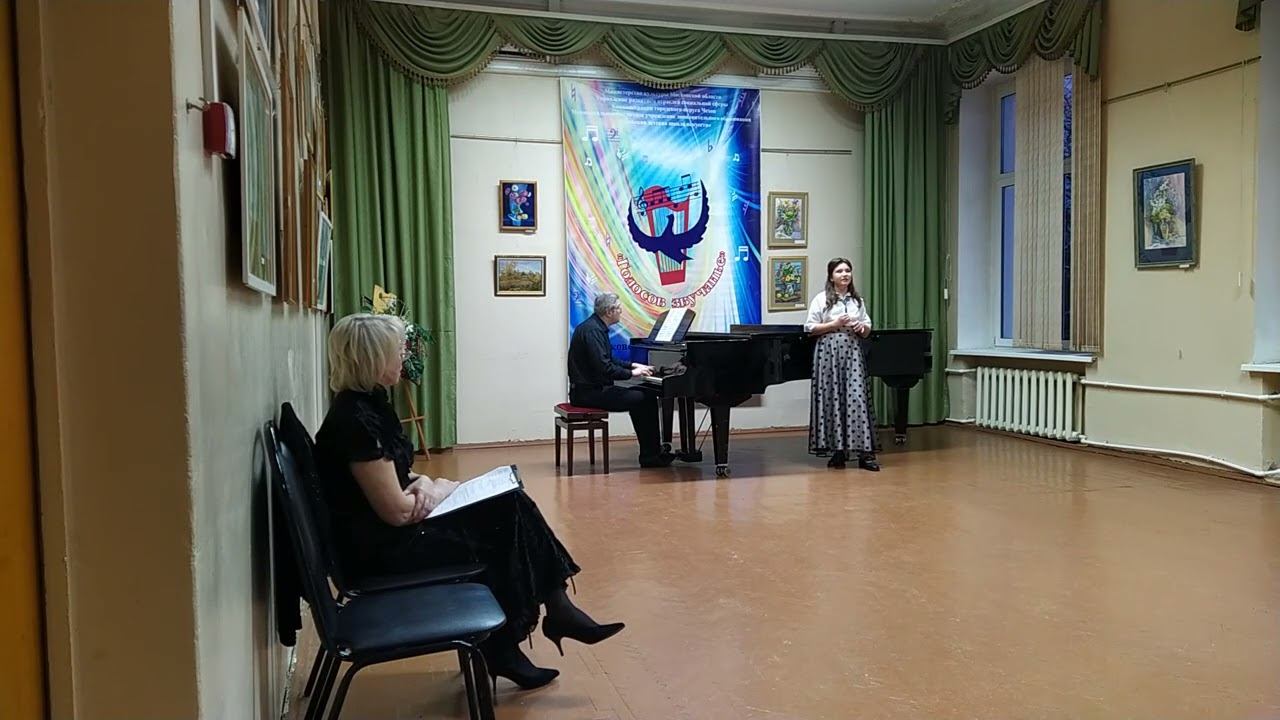 1.  РНП "По улице мостовой..." 2. С. Рахманинов, сл. Е. Бекетовой Сирень Поёт Алина Теперина