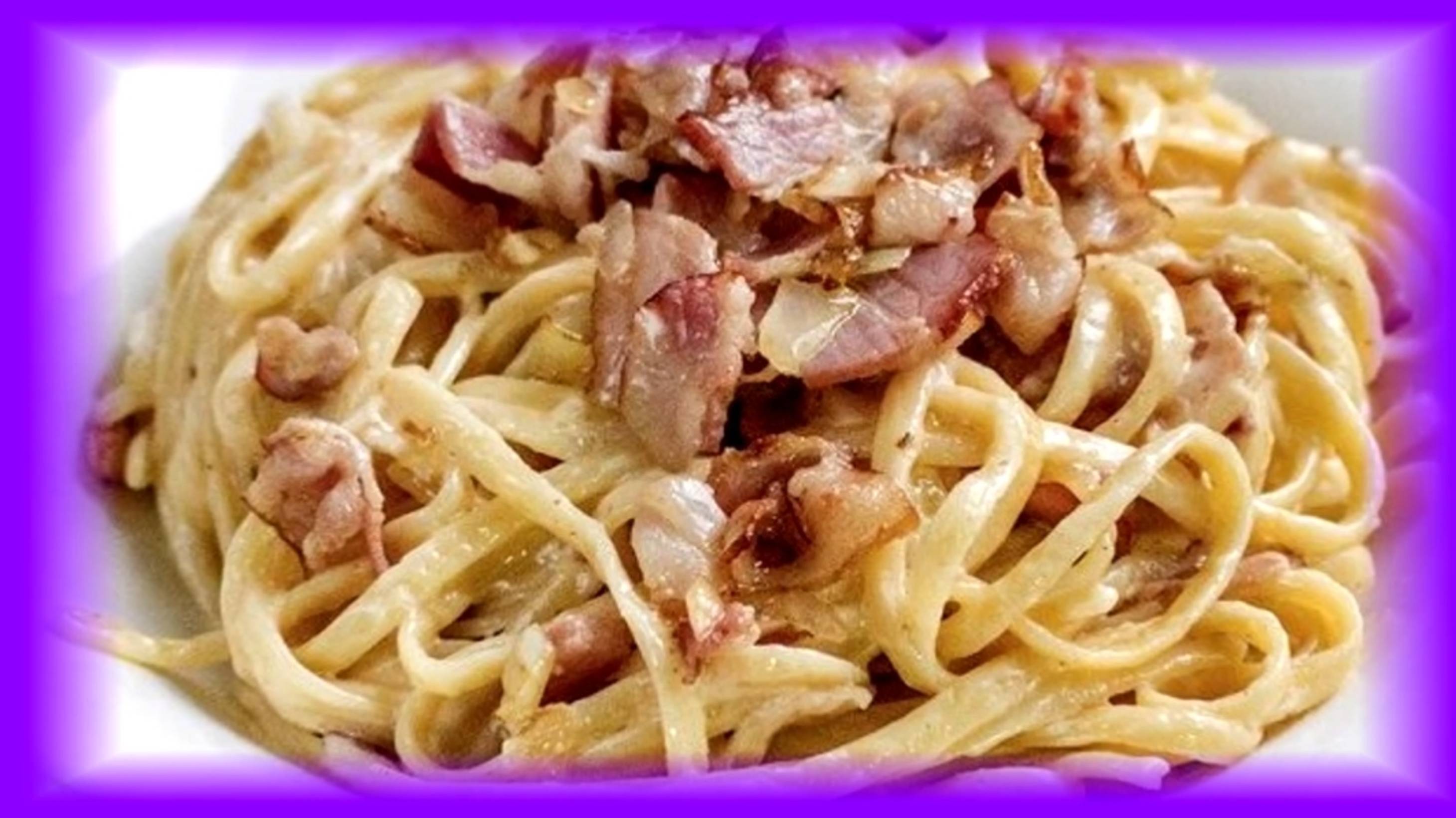 Паста под соусом карбонара