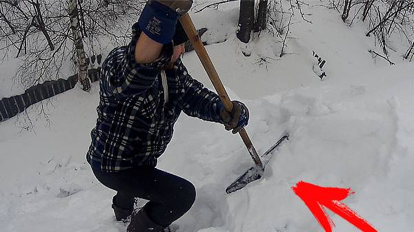 НИКОГДА НЕ СКИДЫВАЙ СНЕГ С КРЫШИ! ЧИЩУ СНЕГОУБОРОЧНОЙ МАШИНОЙ