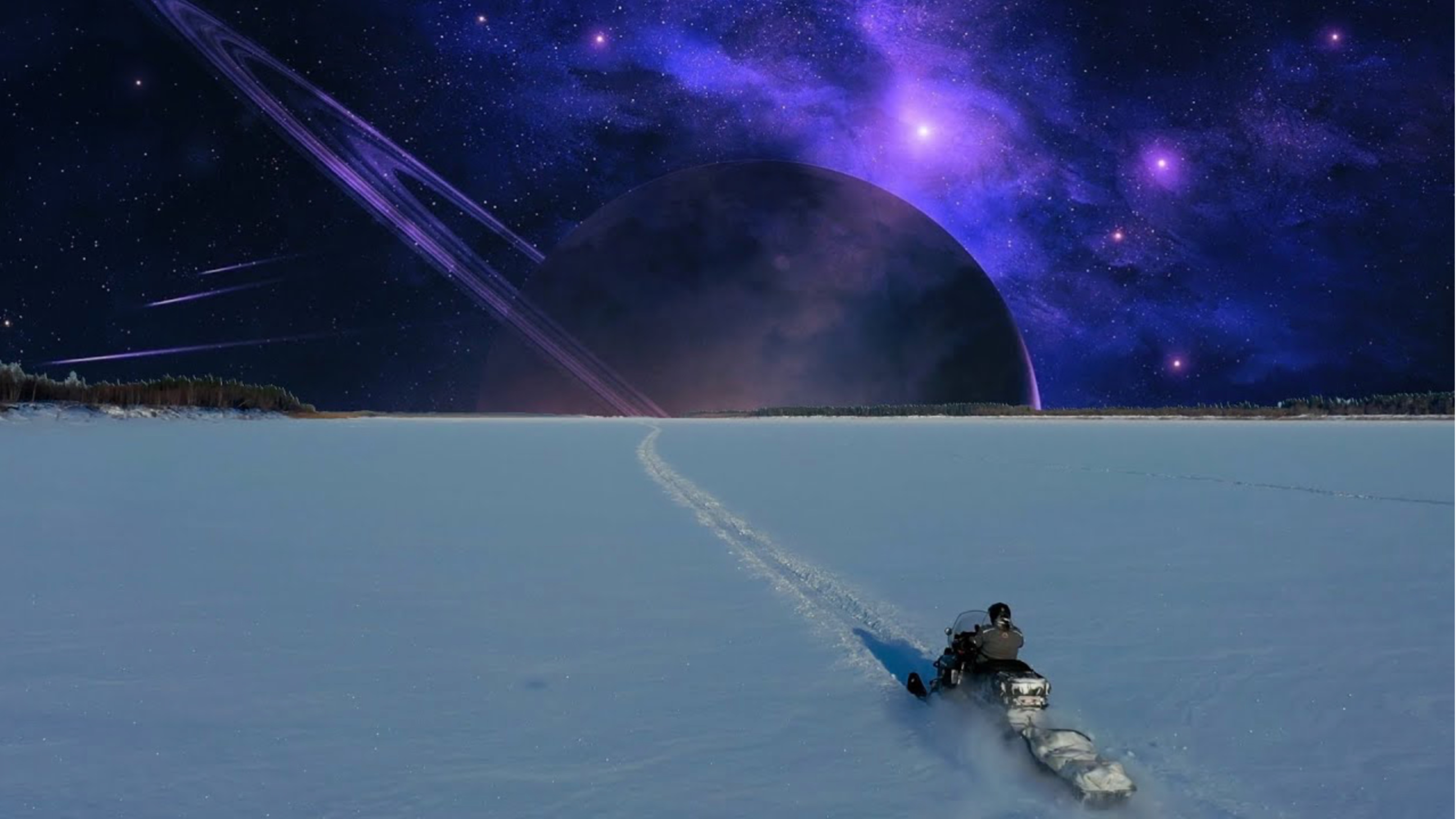 Солнце, снег и снегоход