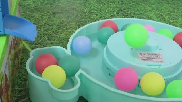 Эксперименты для детишек! Водная трасса ♬ Три трассы для игры с шариками