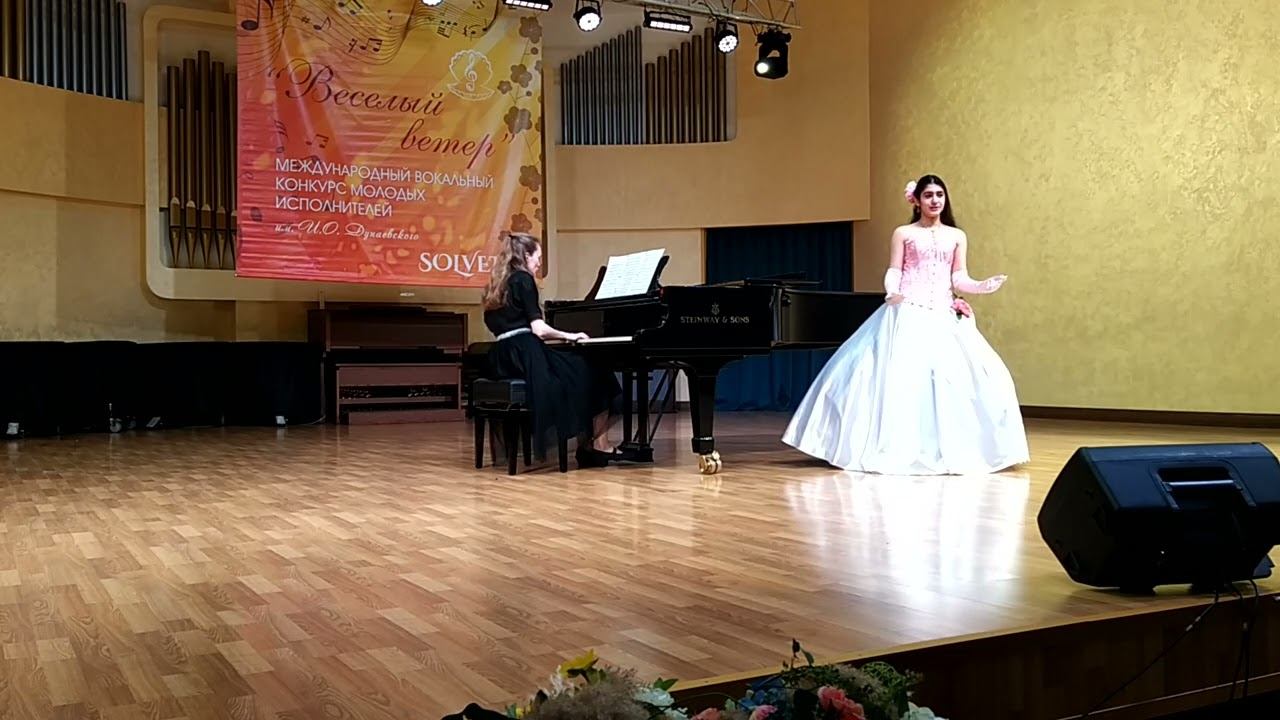 Н. Досталь Вальс из оперетты Моника. Поёт Алина Дарбинян.