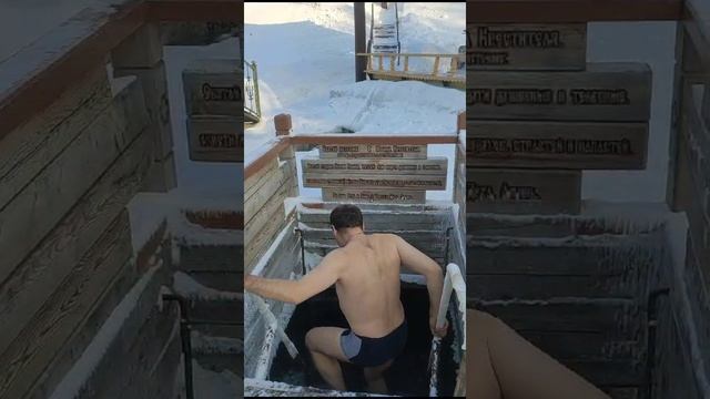 Видео WhatsApp 2024-02-21 в 20.08.46_d158eb1b