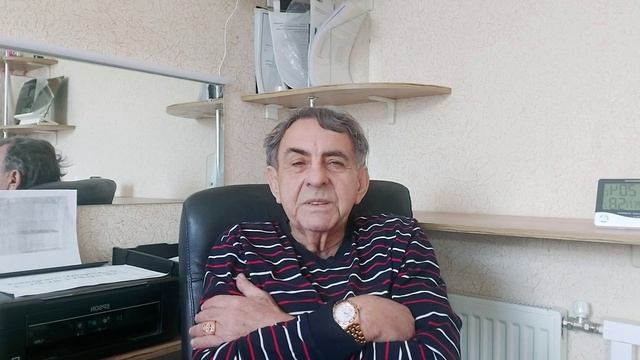 Артисты  Вот перешлите это видео всем знакомым.  Поинтересуйтесь.   Прав Я  ?