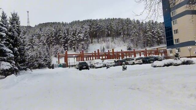 Приготовила завтрак и пошли гулять по Белокурихи  Курортные места