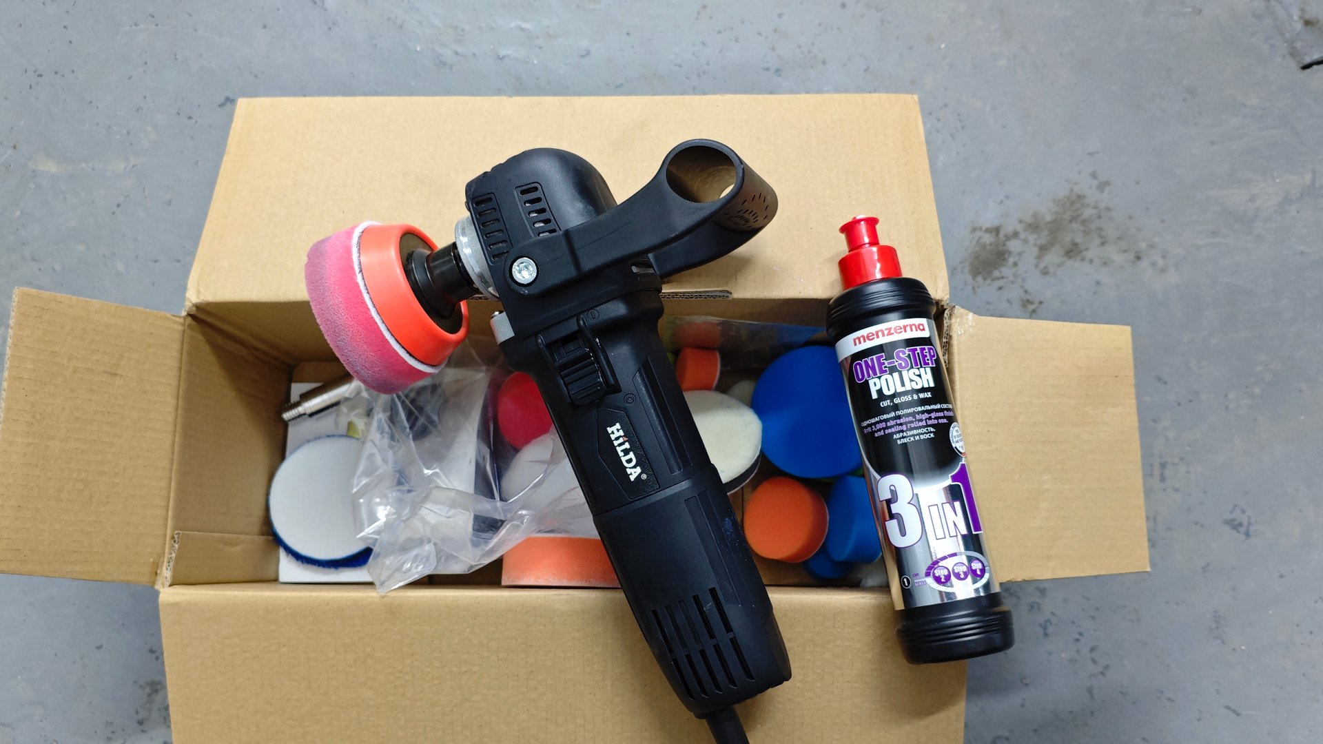 Обзор полировальной машинки Hilda 980W.Первая полировка своими руками .