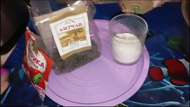 Солю скумбрию в чайной заварке