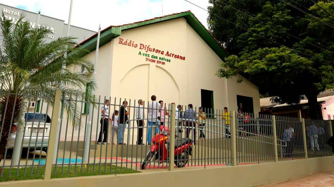 [SW DX] 4885 ZYF 201 kHz Rádio Difusora Acreana - "Voz das Selvas" (Rio Branco, Acre, B) 08.04.2021