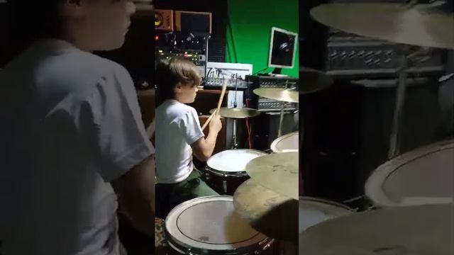 Репа перед концертом! КиШ "Прыгну со скалы"