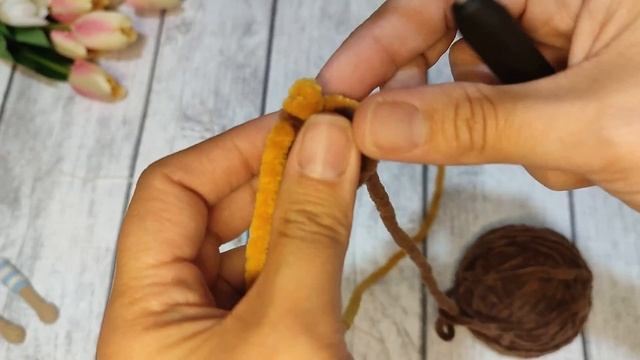 Ровная смена цвета, без зубчиков между рядами